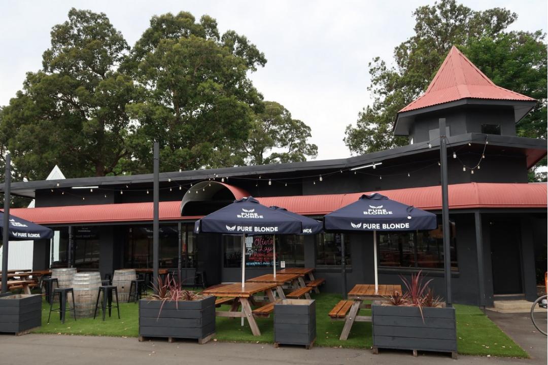 Mingling Waters Official Site - Facilities