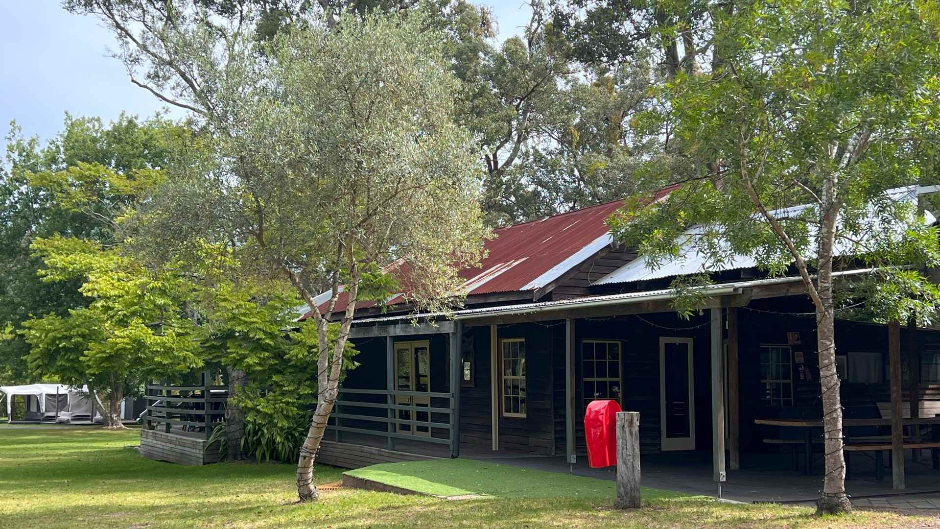 Mingling Waters Official Site